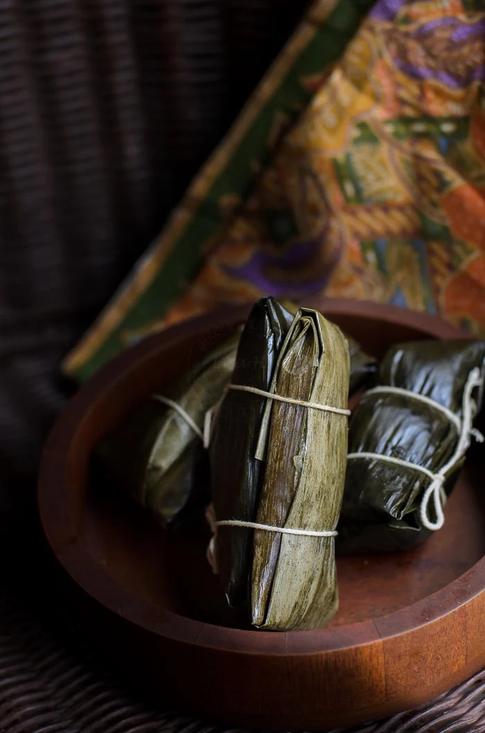 Pulut Dakap | Sticky Rice Banana Parcel - Lisa's Lemony Kitchen