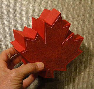Needles 'n' Knowledge: Maple Leaf 3D Box Tutorial
