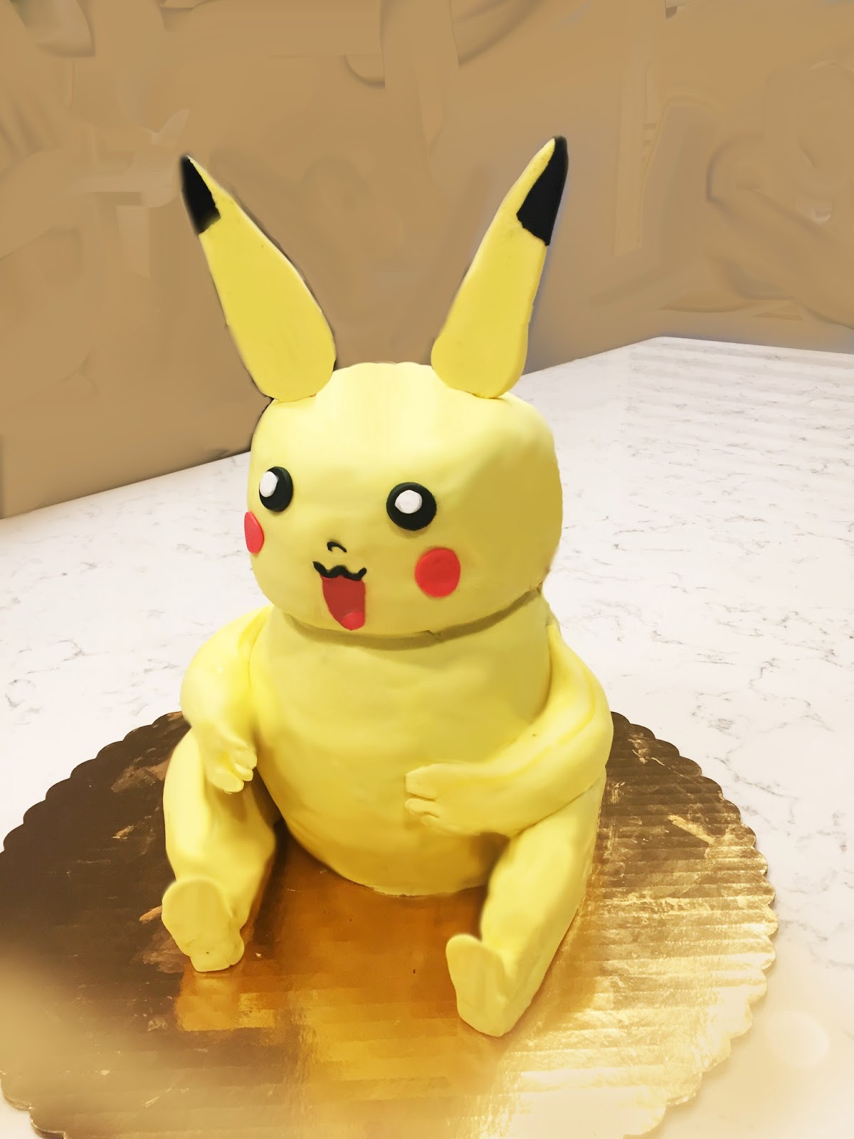 Artnscience Creations: Pikachu cake