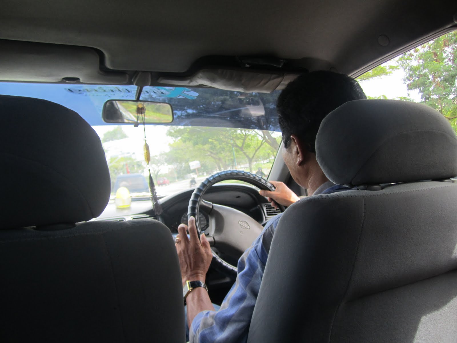 JUST ANOTHER TEACHER: PAK UDIN - THE TAXI DRIVER FROM BATAM