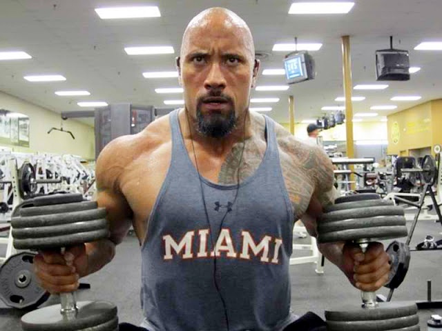 six star muscle: Dwayne Johnson bodybuilding