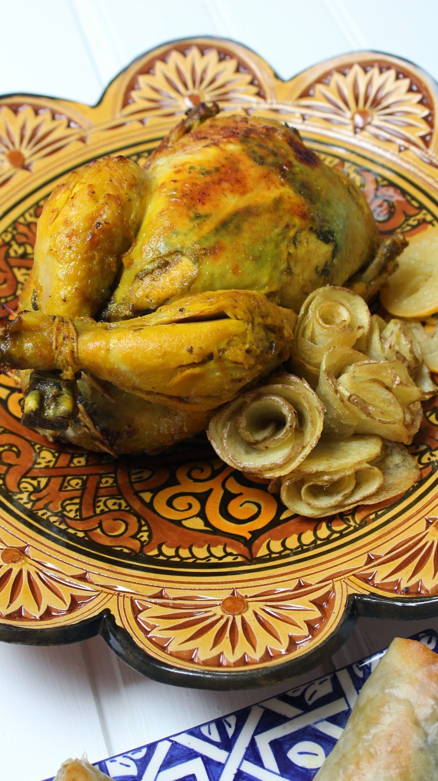 Pollo marroquí relleno con fideos chinos y higaditos | Cocina