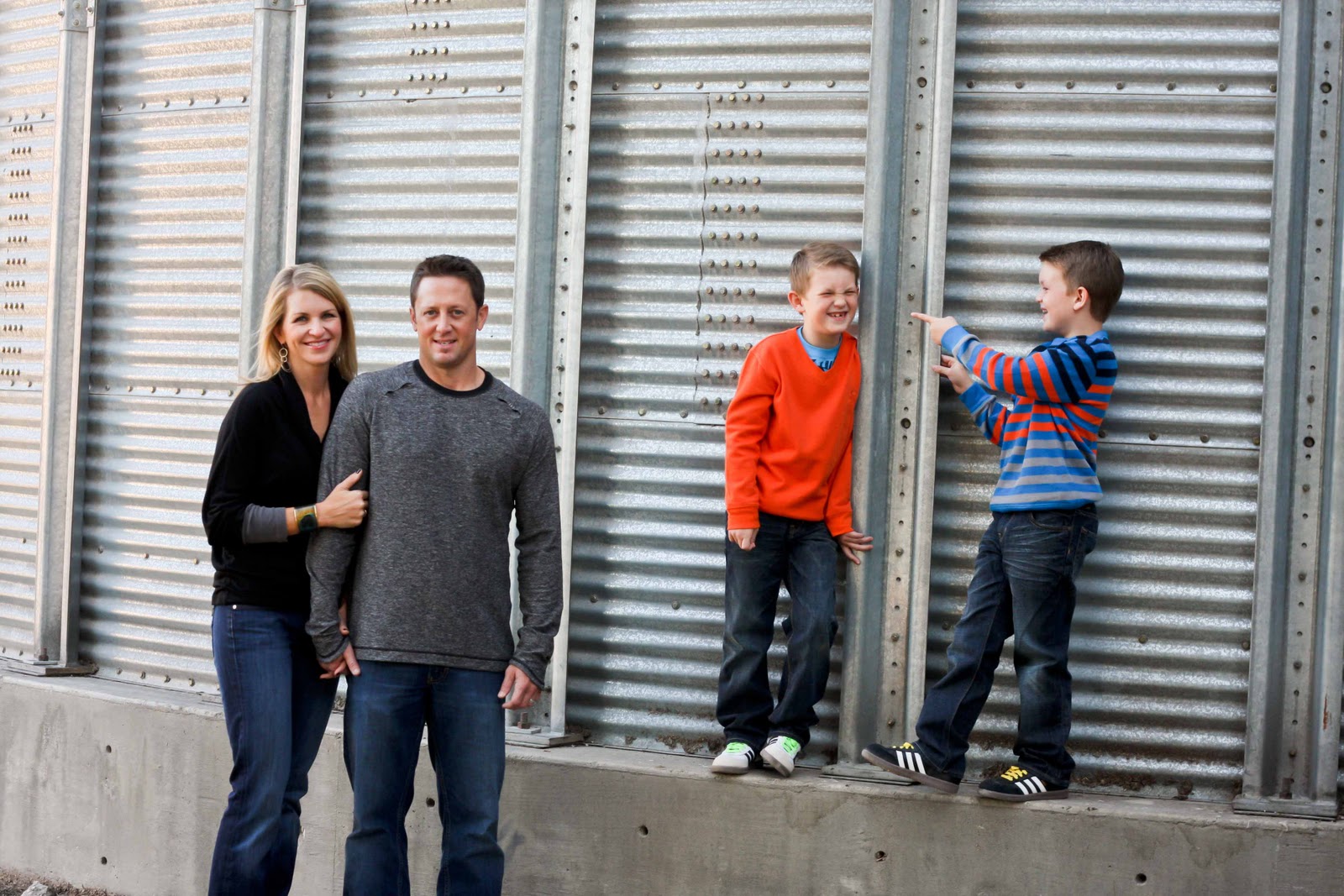 A. Leigh Photography: the durden family {downtown new braunfels, tx ...