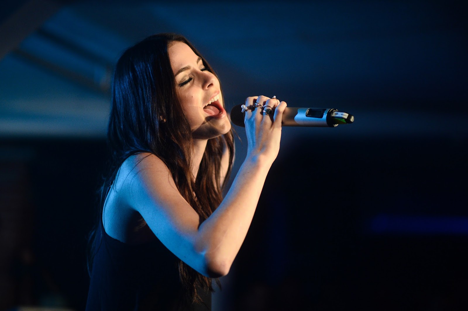 Lena Meyer-Landrut HD Wallpaper Amazing Singer | HD Wallpapers (High ...