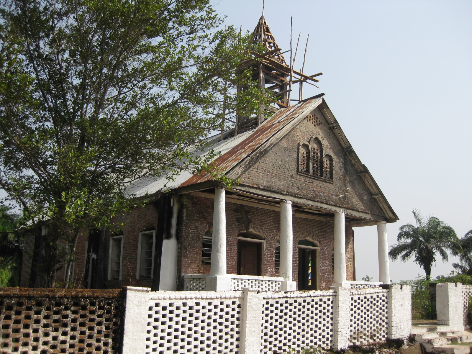 Revisiting Liberia: On the Edina Road: Part I