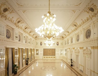 Willowbrook Park: Swinging from the Chandeliers...