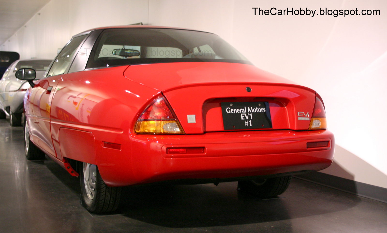 The Car Hobby: General Motors Impact and EV-1 Side by Side