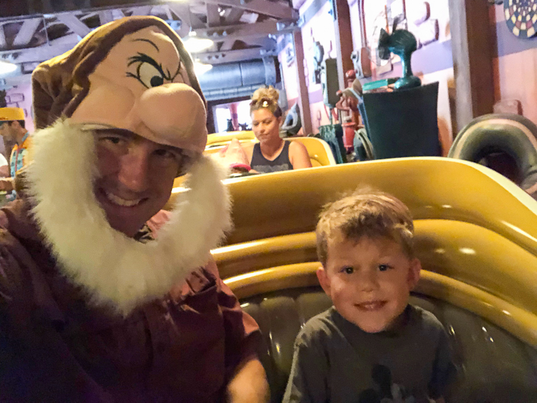 Tales of the Flowers: Celebrating Dwarfs at Disneyland and finally ...