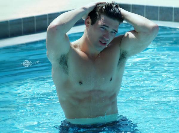 L'Homme du Jour: BO ROBERTS