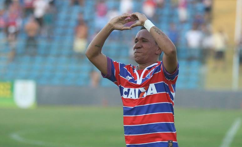 Clodoaldo marca gol de empate do Fortaleza com o Floresta