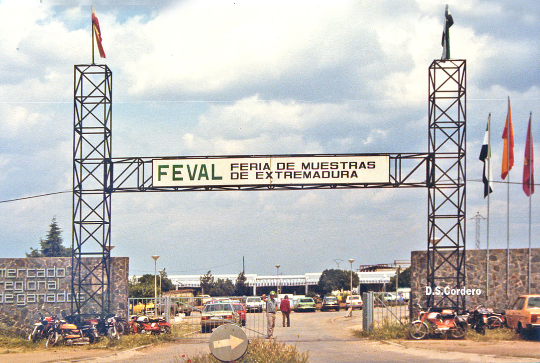 CACHOS DE VIDA: ENTRADA PRINCIPAL DE FEVAL