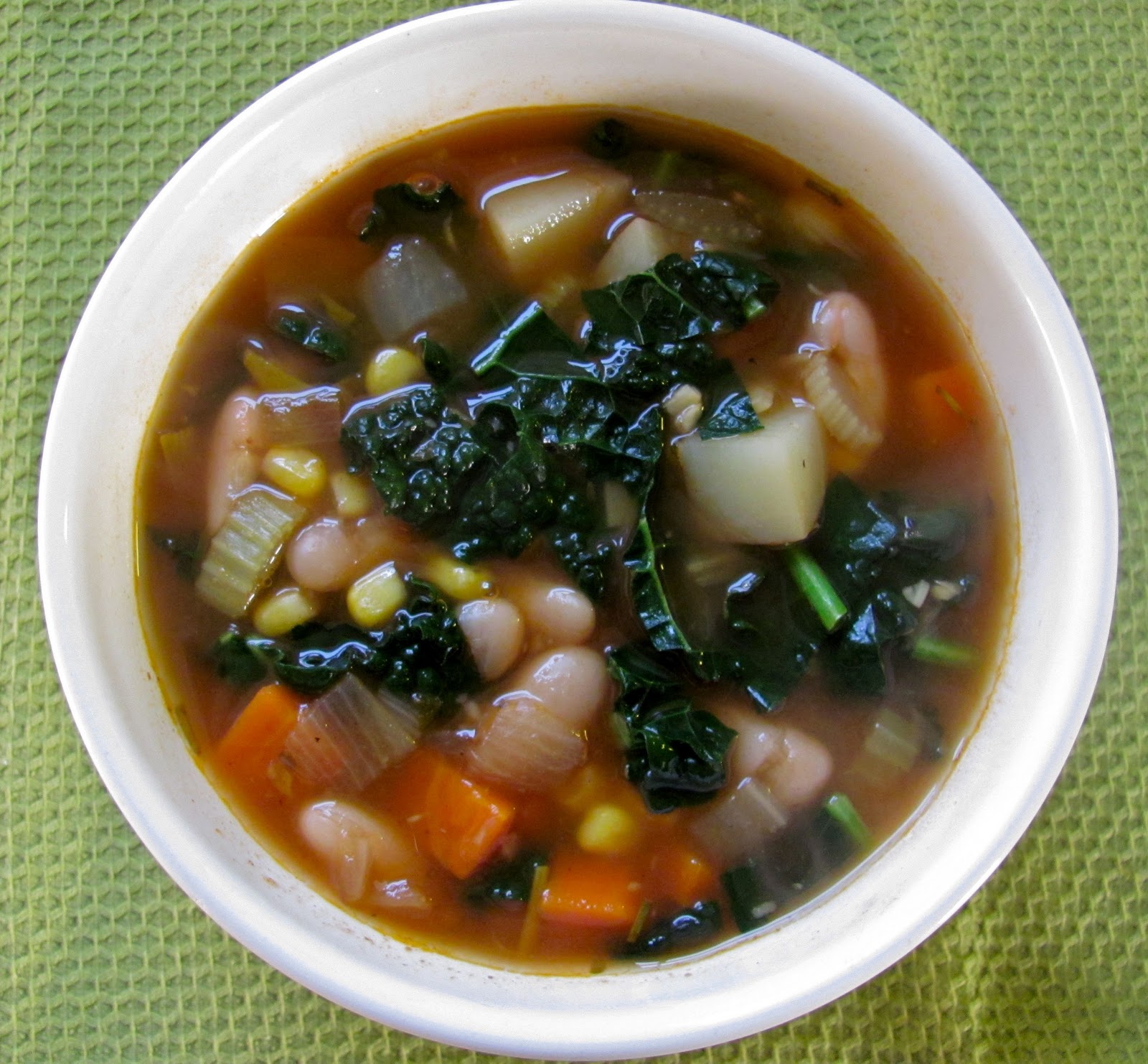 Oops, I ate too much...: Winter Essential: Comfy Vegetable Soup