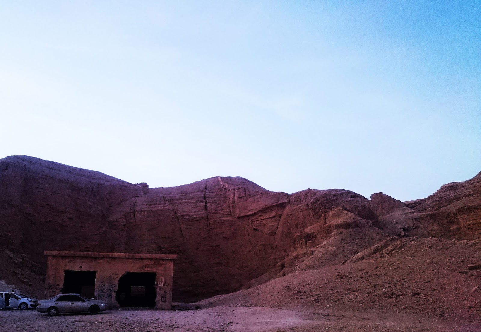 Majestic Beauty of Saudi's Ain Heet Cave and Authentic Picnic to ...