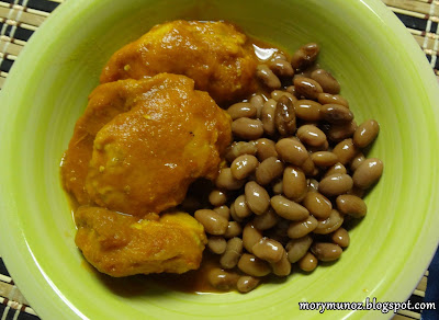Recetas de cocina con Mory: Patas de puerco capeadas en salsa roja