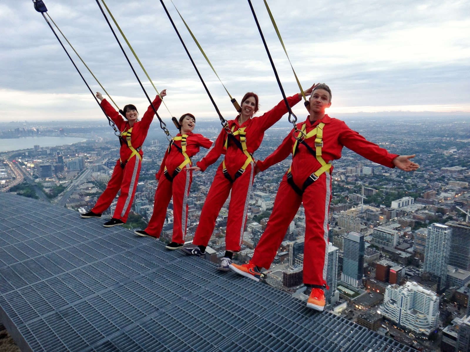 The Purple Scarf: Explore Toronto: Living On The Edge at the CN Tower!