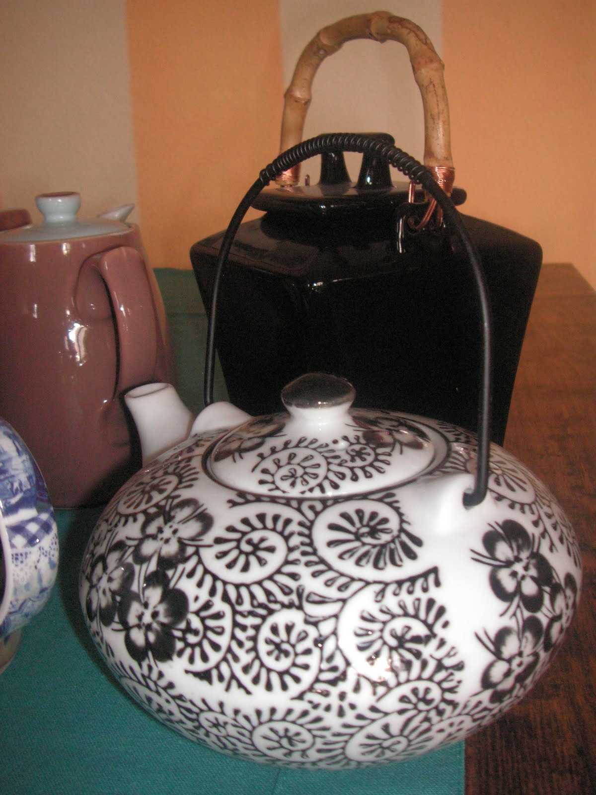 La casa de los Martínez: Teteras, teteras, teteras... [Teapots, teapots ...