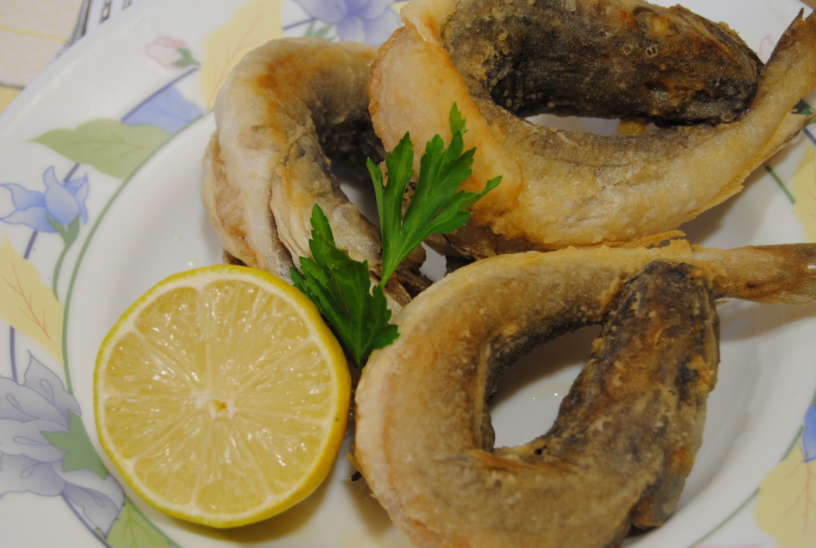 CON LA BARRIGUITA LLENA: Como una pescadilla que se muerde la cola...