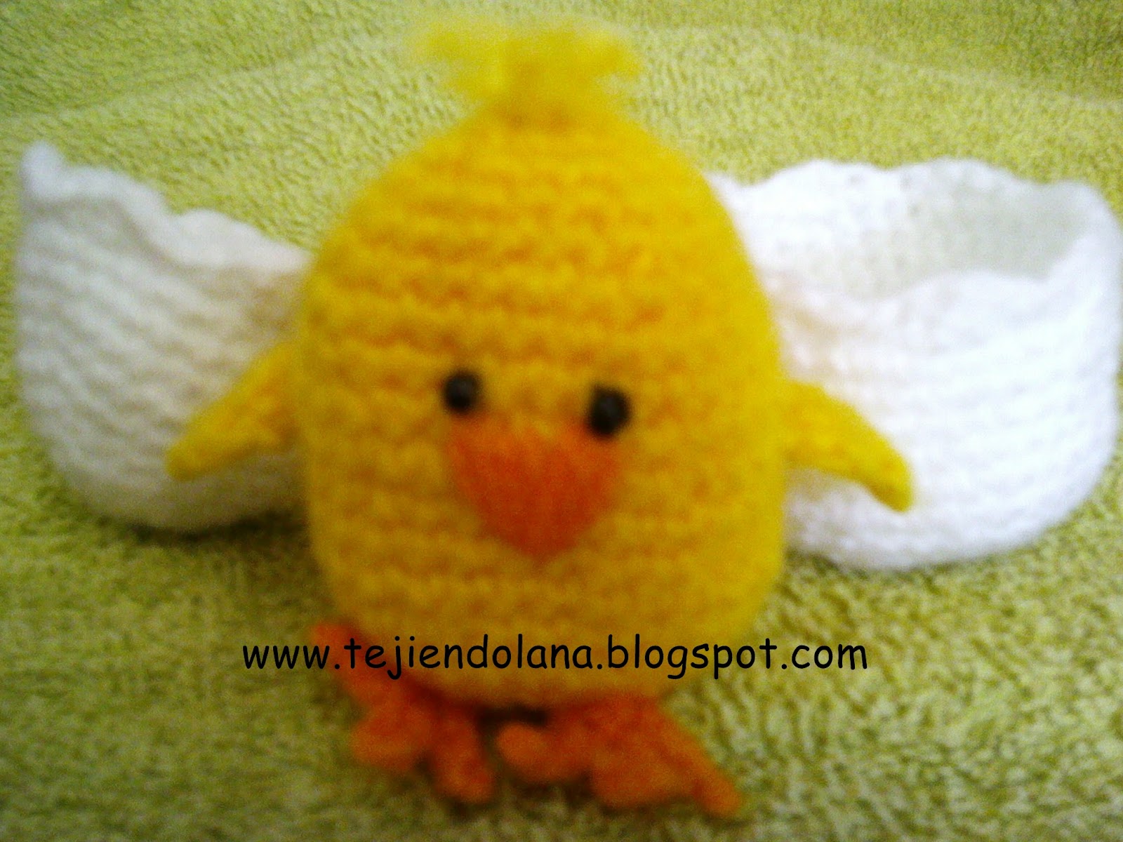 Tejiendo Lanitas: Pollito con Cascaron