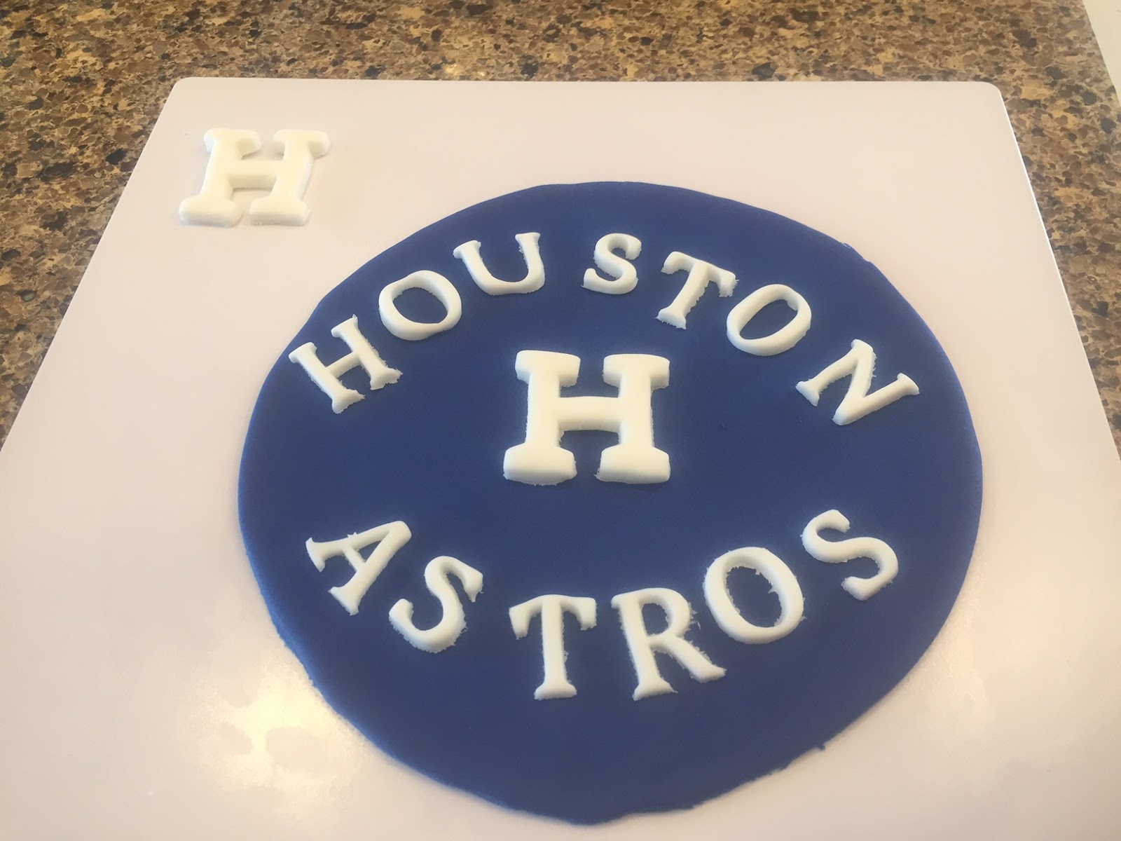 Major League Cakes: Cake #2 - Houston Astros