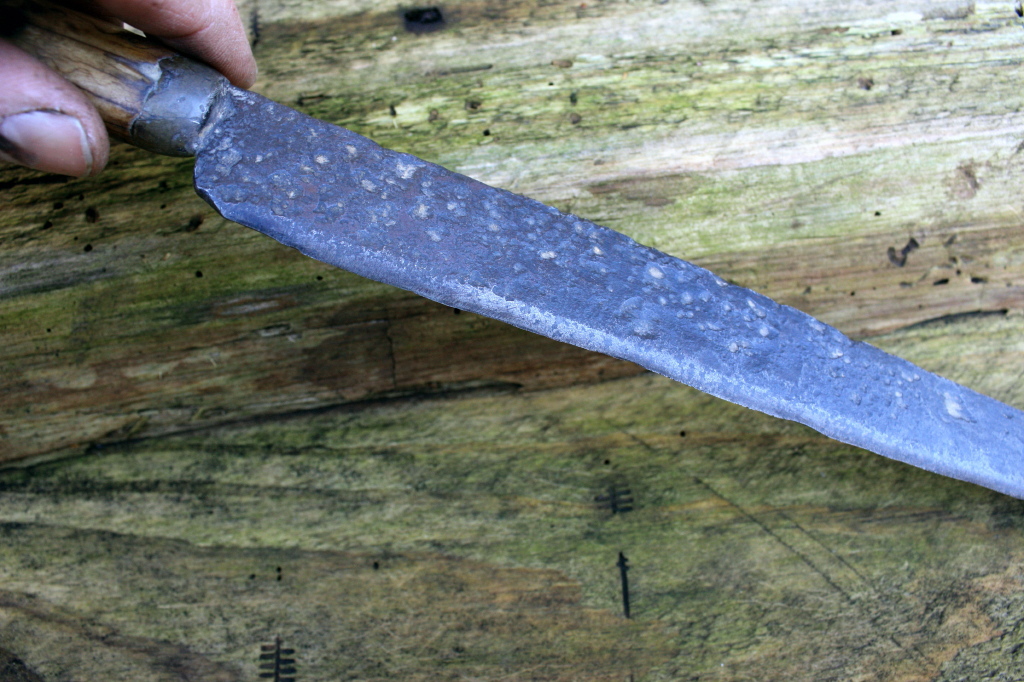 Contemporary Makers: Ian Pratt Knife for Art Riser