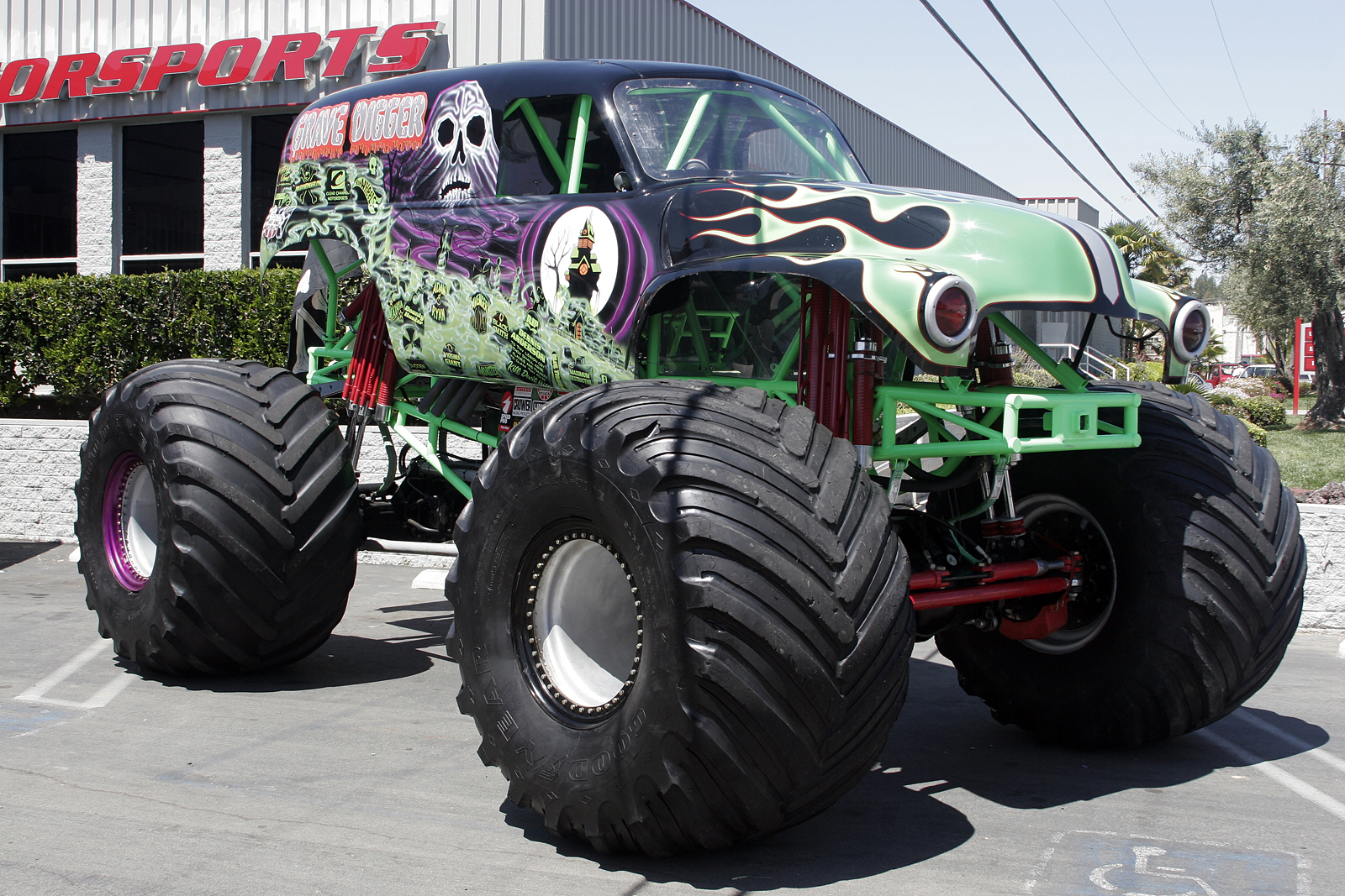 Noticias Alternativas - MONSTER TRUCK WALLPAPER - WALLPAPERS CARROS ...