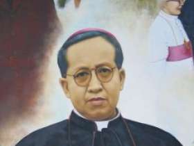 Wisma Mahasiswa Drijarkara Semarang: Mgr. Albertus Soegijapranata, SJ