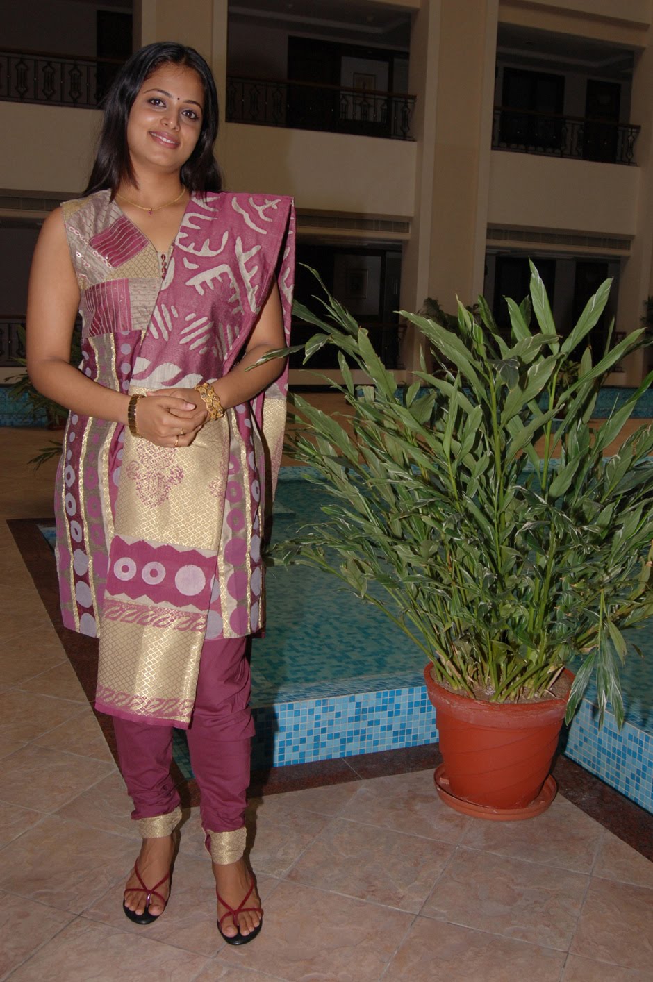 Sindu Menon Beautifull Pohto Gallery |Beautiful Indian Actress Cute ...