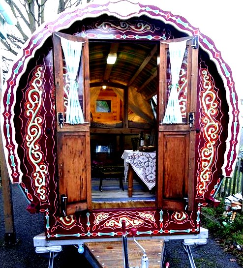 The Flying Tortoise: Tiny Living Spaces For The Gypsy In Your Bohemian ...