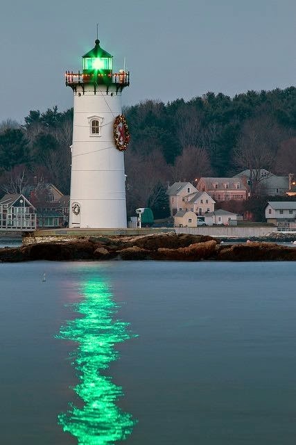 none: A Flash of Lighthouse Green