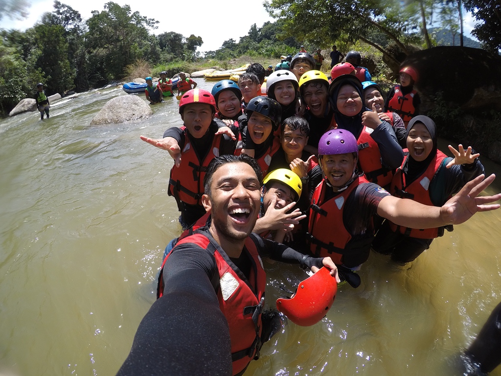 TRAVELOG: WATER RAFTING ULU SLIM, SLIM RIVER : Pengalaman meredah ...