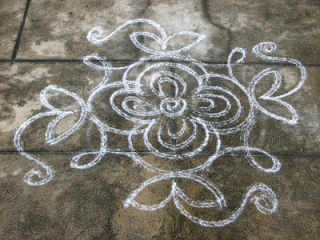 SARAPANDIAN DIRECTORY: RICE FLOUR 'MAA KOLAM' FOR SPECIAL OCCASION