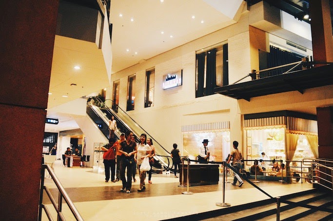 Anagon: Ayala Malls: UP Town Center