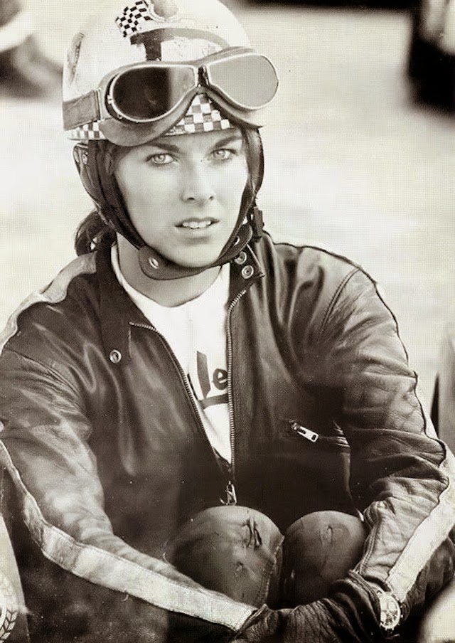 ...como las amapolas: Dane Rowe...y la oportunidad llego