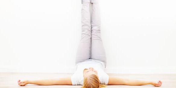 5 benefits of Elevating your Legs