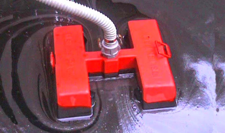 Slickbar Indonesia - The World Leaders in Oil Spill Control Technology ...