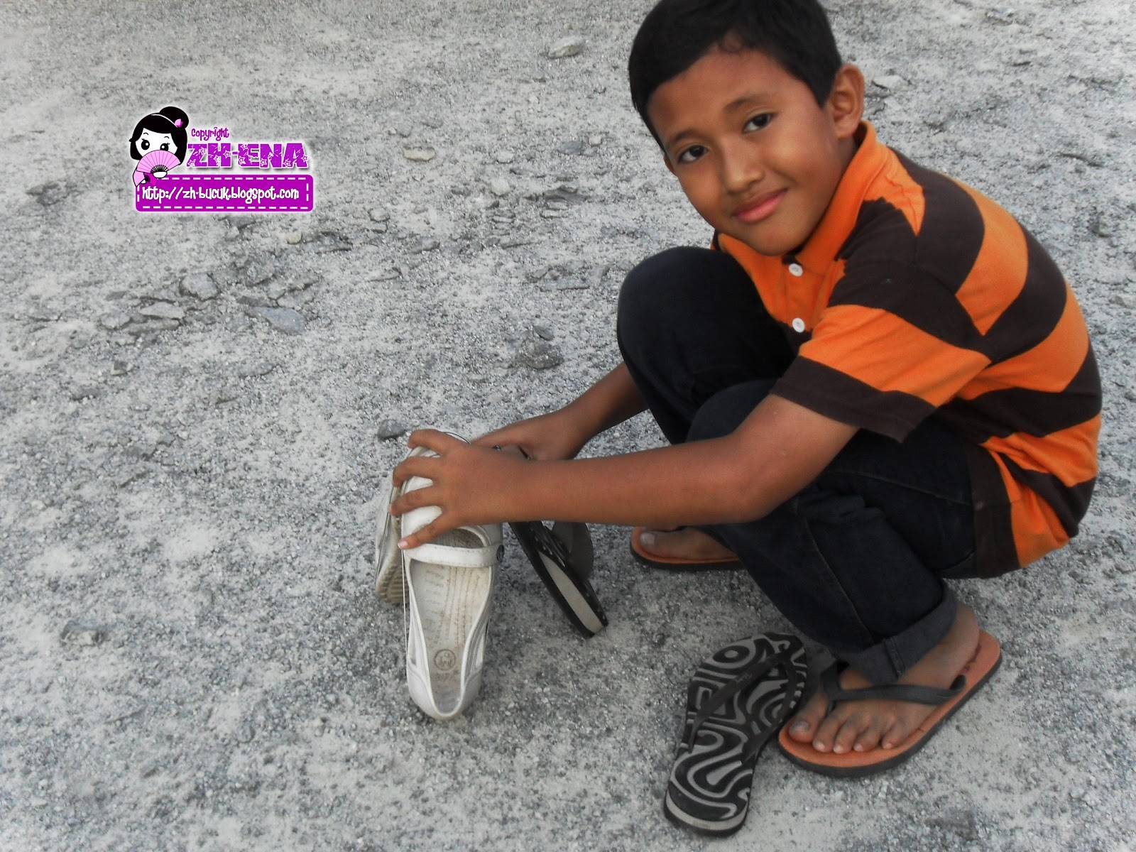 This is Our Story: Baling Selipar - Siapa Pernah Main