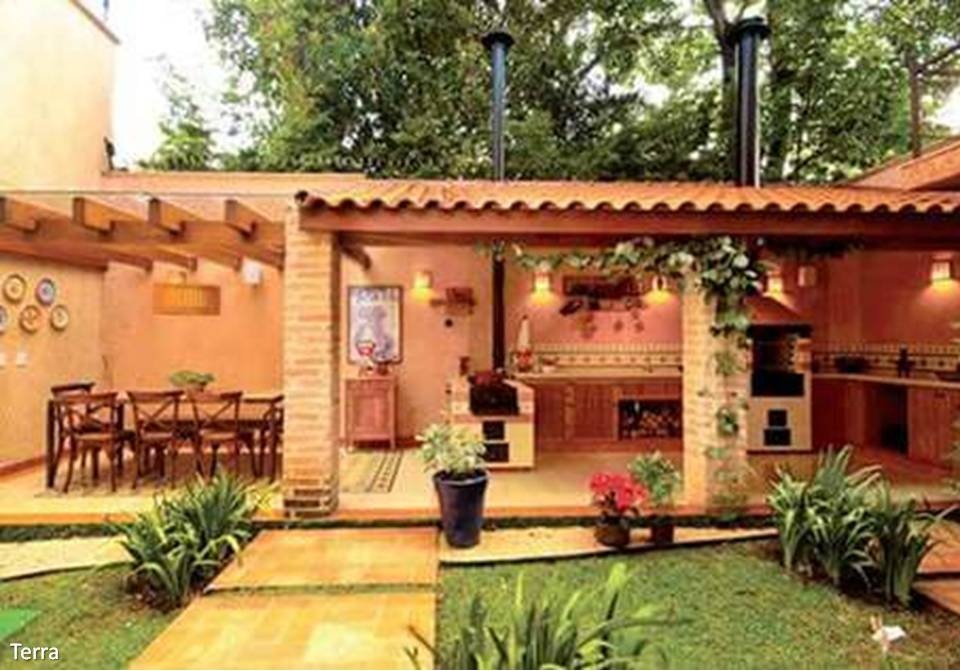 ÁREA COM CHURRASQUEIRA RÚSTICA: 33 IDEIAS PARA TE INSPIRAR