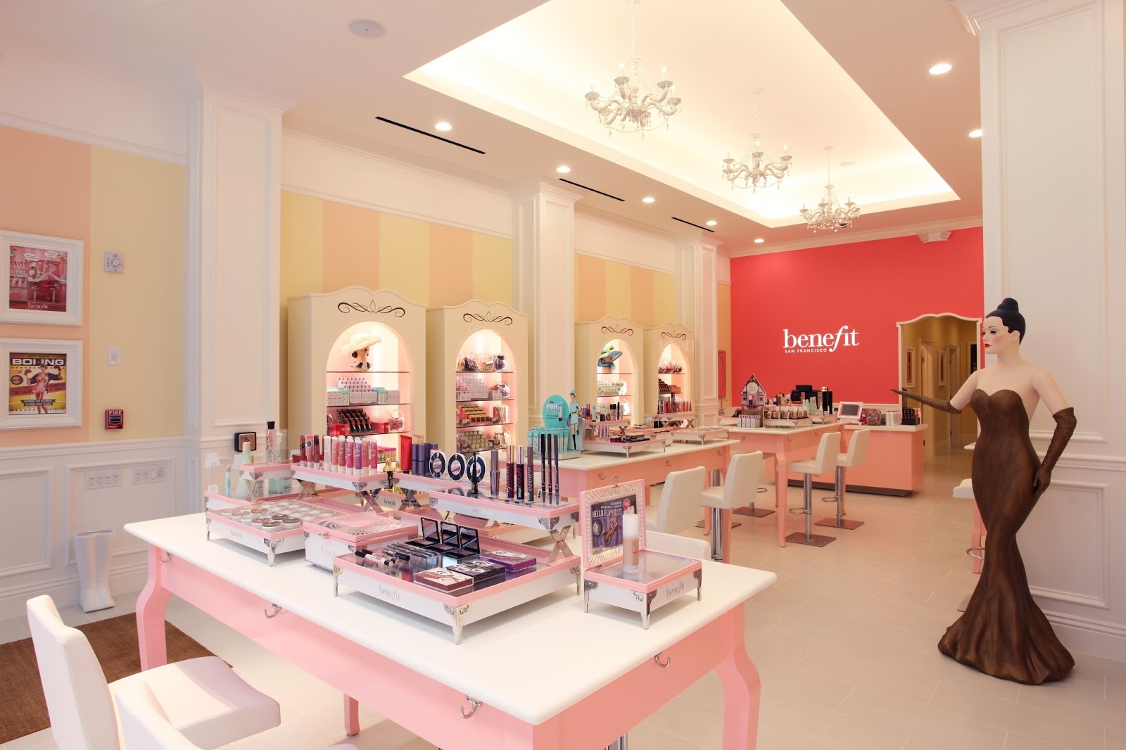 The Makeup Industry The Marketing Mix Physical Evidence the-makeup-industry-the-marketing-mix-physical-evidence