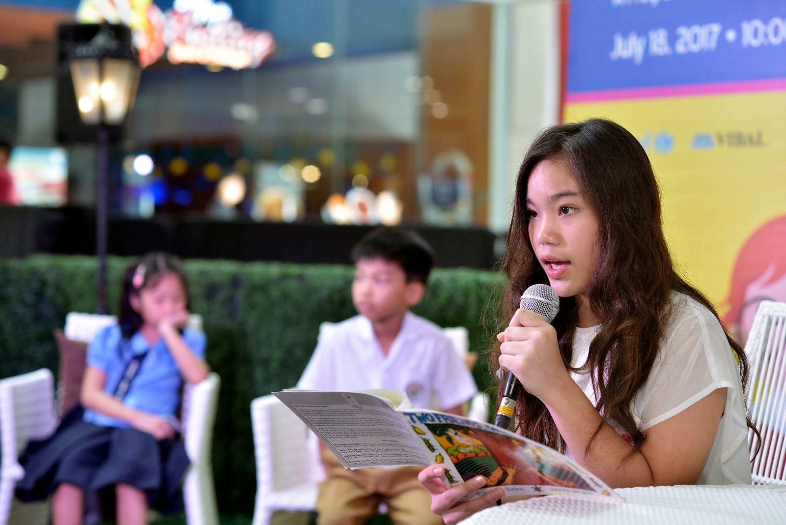 When kids read books in malls