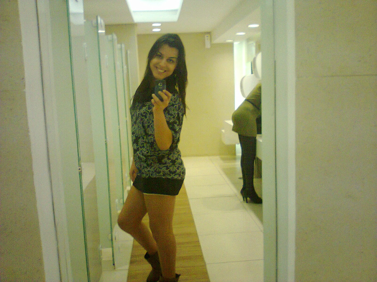 Barbara Goulart #002