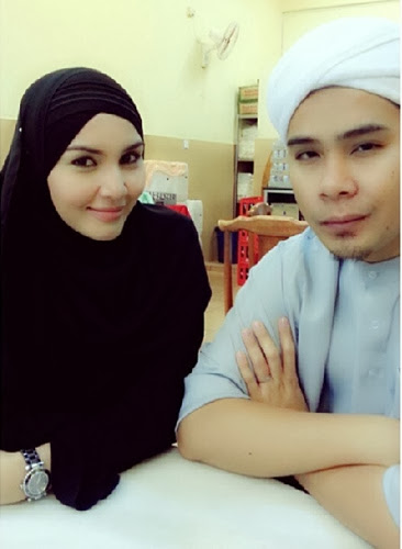 15 Gambar Terkini Adam AF dan Fiza Elite