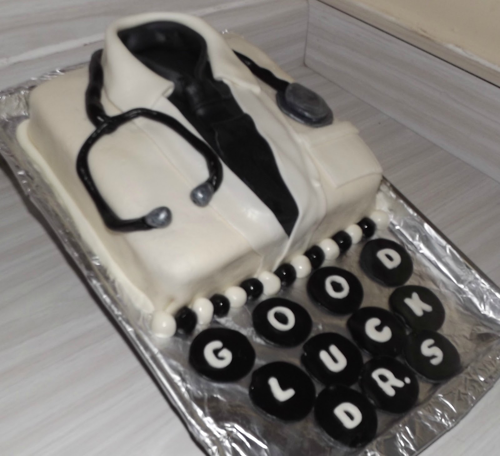 Mandy's cakes: Dr Coat and Stethoscope cake