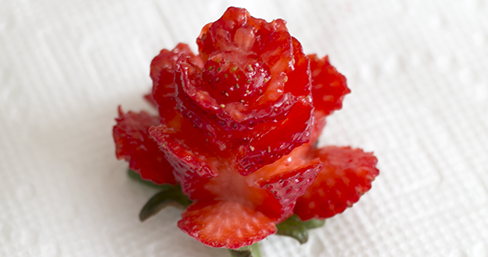 Cakes Decorating: How to Make Strawberry Roses