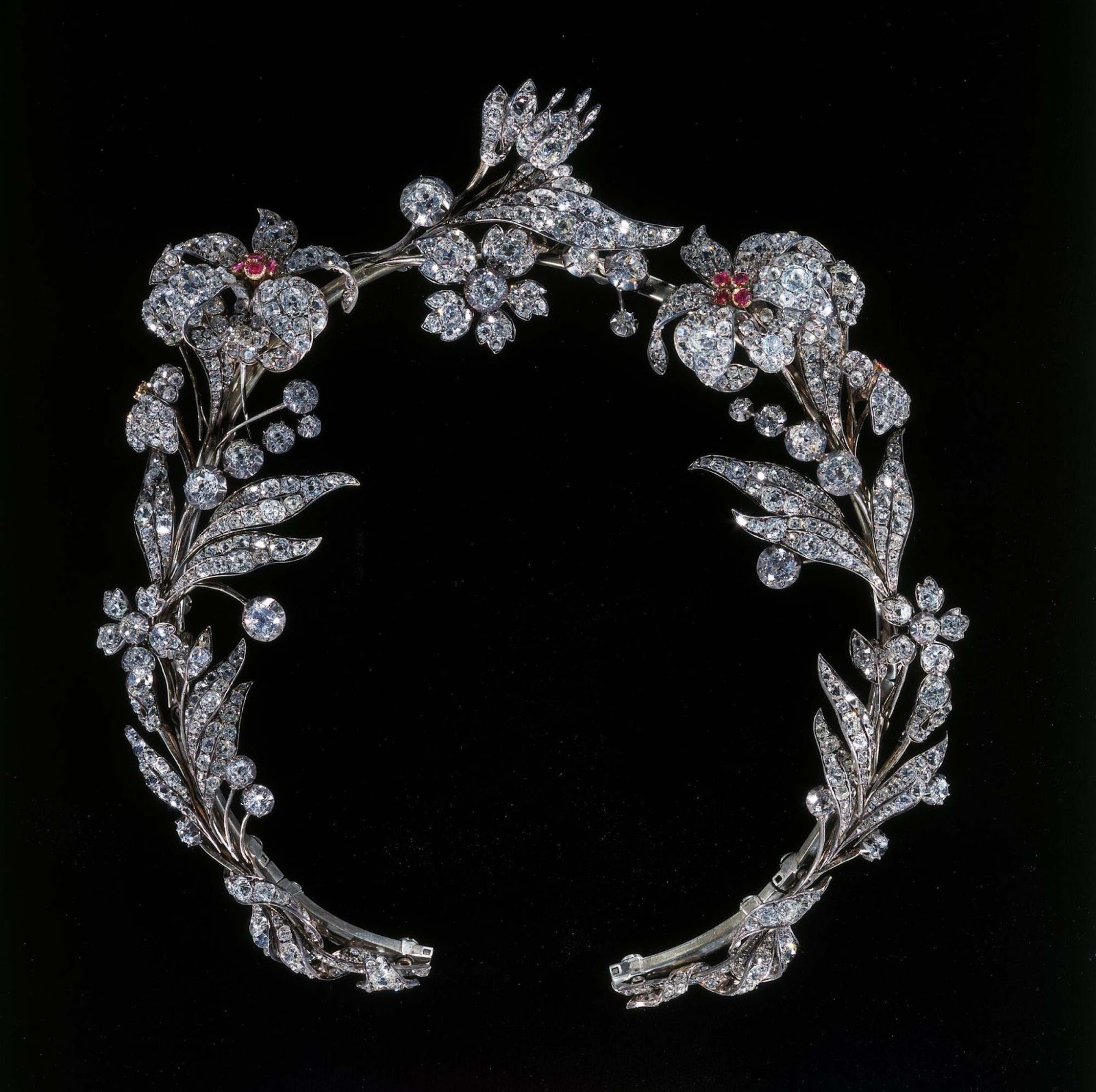 Spencer Alley: Victorian Adornments