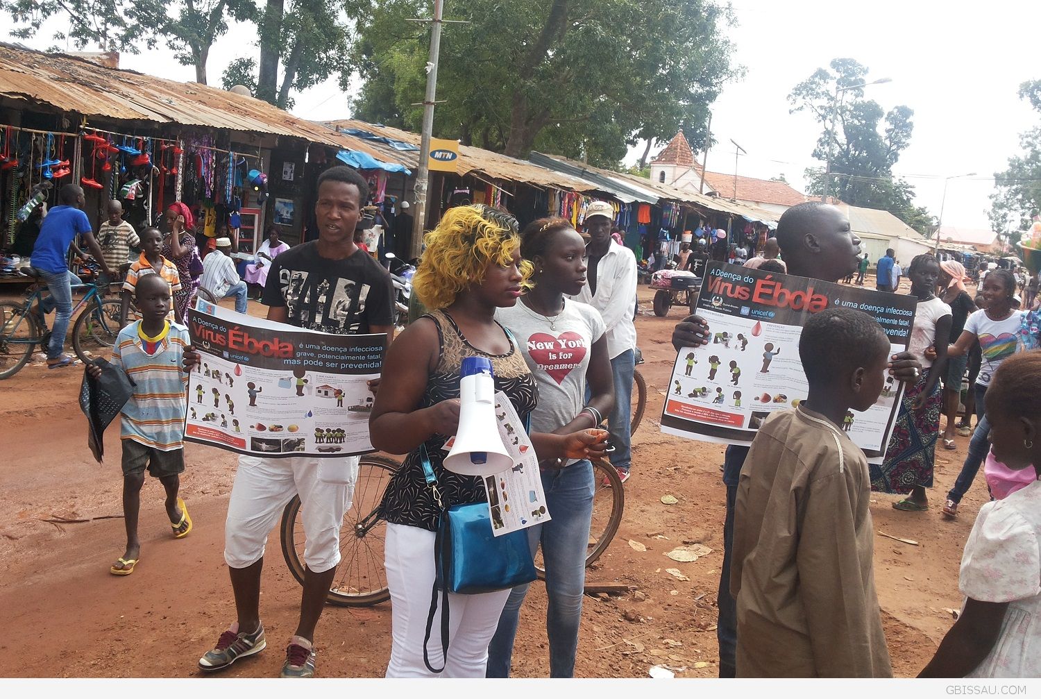 NOTÍCIAS AO MINUTO: ESTUDANTES DE GABÚ DIZEM QUE NÃO ACEITARÃO QUE GABÚ ...