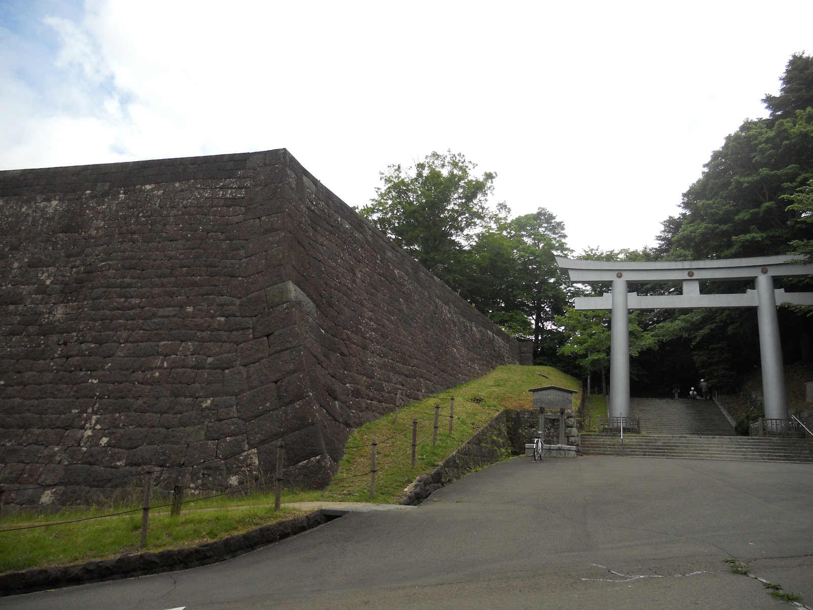 Amber's Japan: Aoba-jo (Sendai Castle) - June 2, 2012