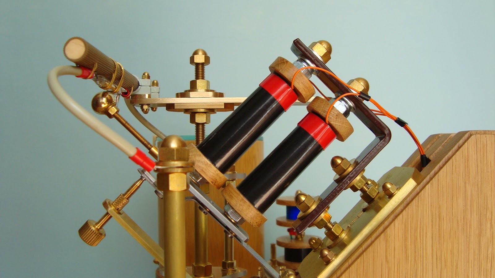 LA STANZA DEI BACHI: Stazione radiotelegrafica ricevente con detector ...