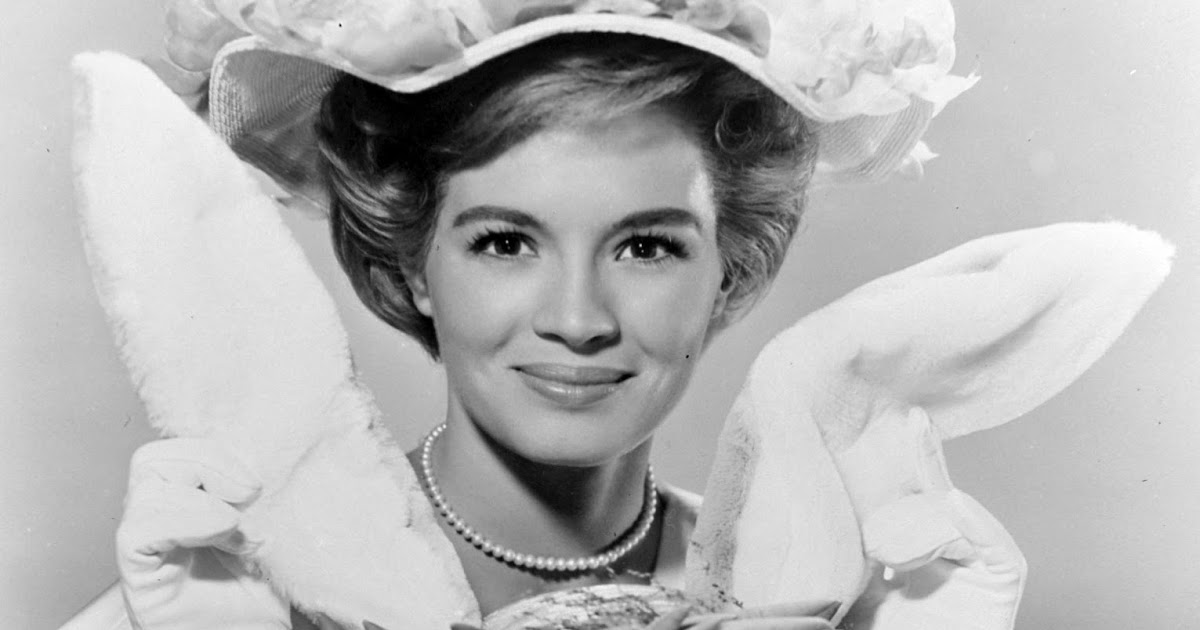 20 Vintage Photographs Show How Classic Hollywood Stars Celebrate ...