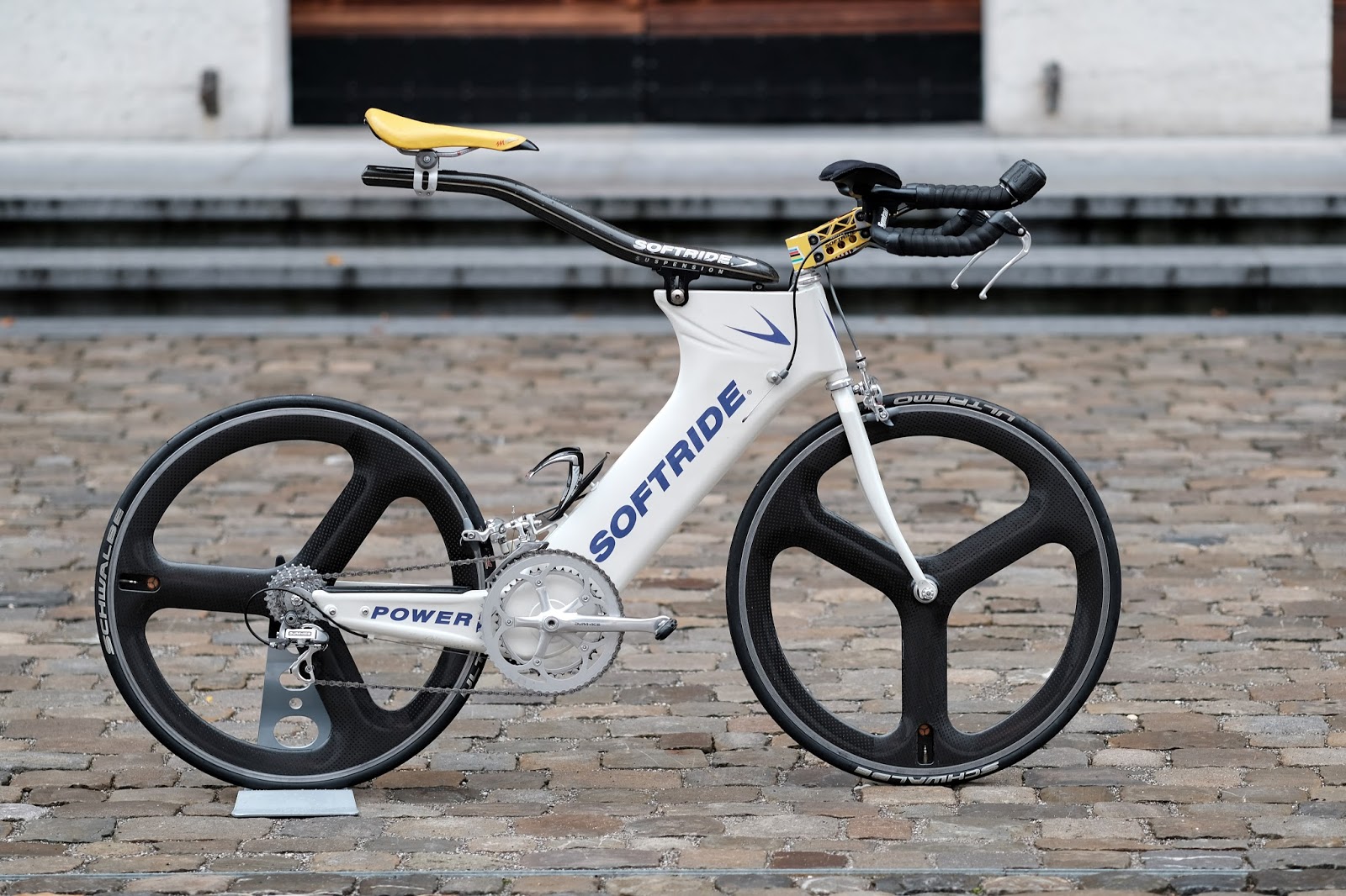 Der Schwebebalken: Softride Power V