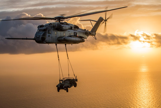 Asian Defence News: CH-53E Super Stallion helicopter aerial refueling